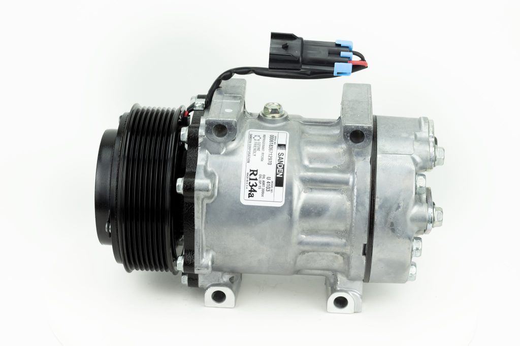 Mack Volvo Sanden Compressor 4103 21462260 4110 SD4581